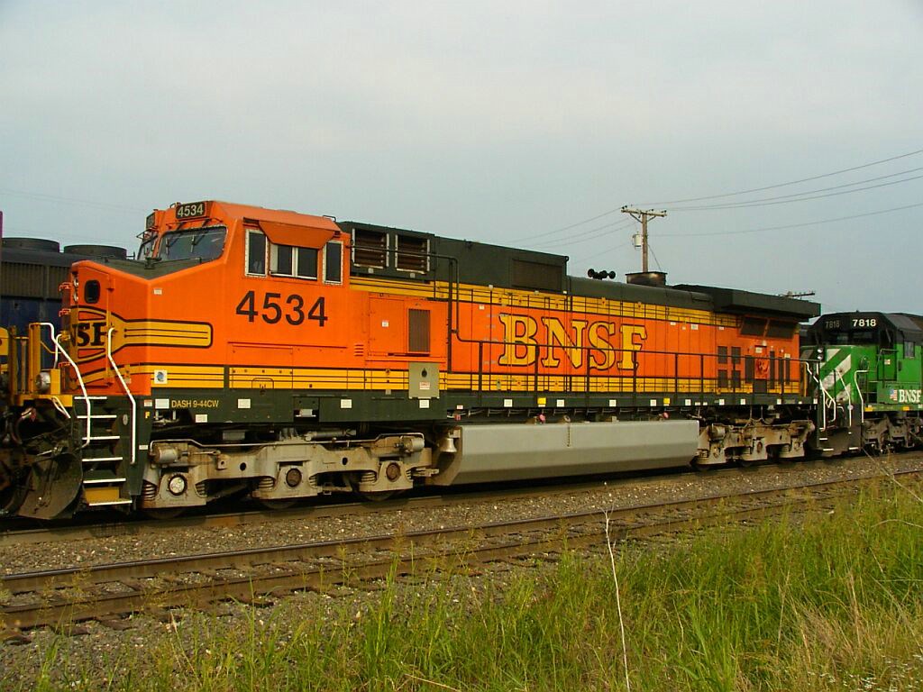 BNSF 4534